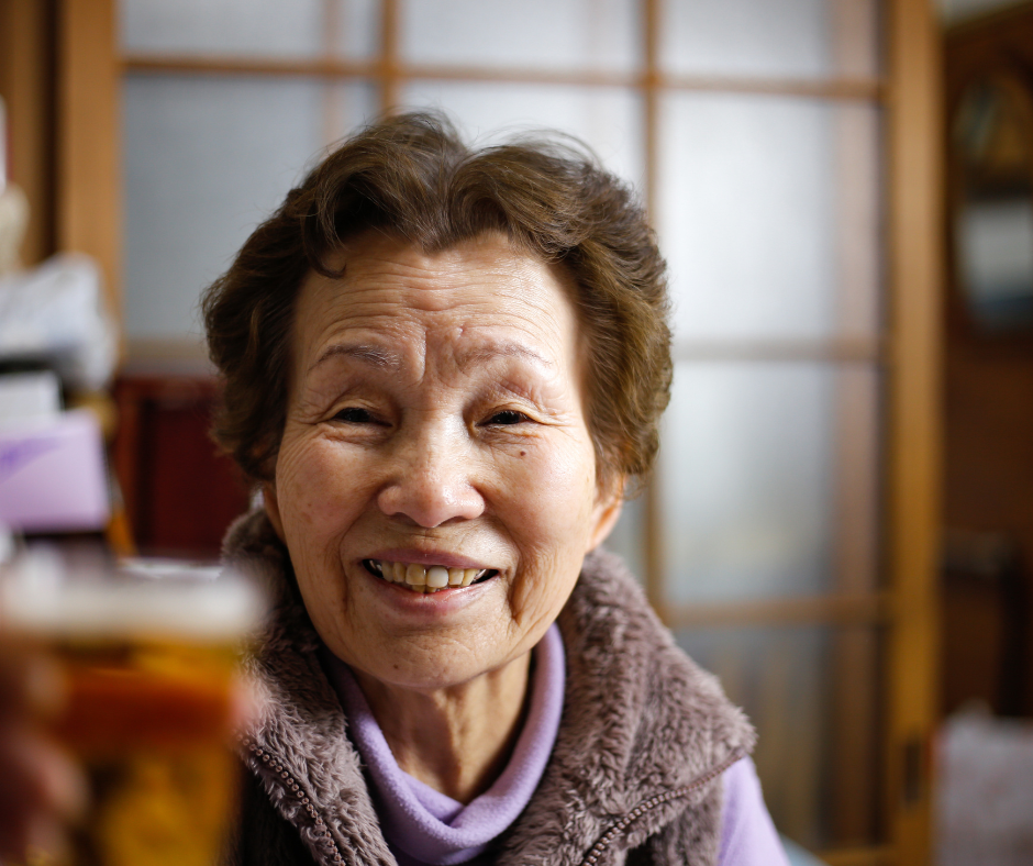 MATATANDA SA JAPAN, NAGAGAMIT PA RIN ANG NGIPIN SA PAGKAIN | フィリピン旅行専門店