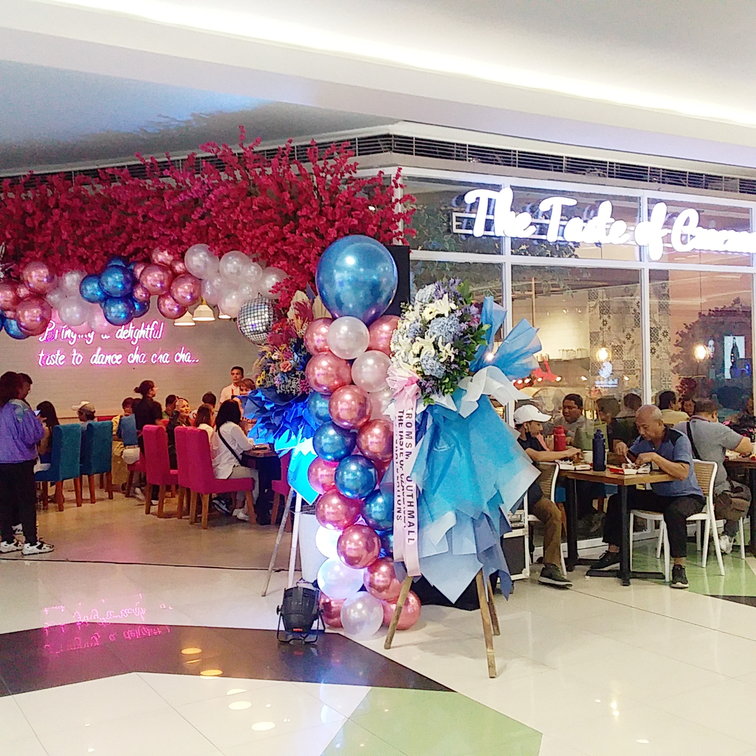 Cza cza cza Cafe オープン | フィリピン旅行専門店